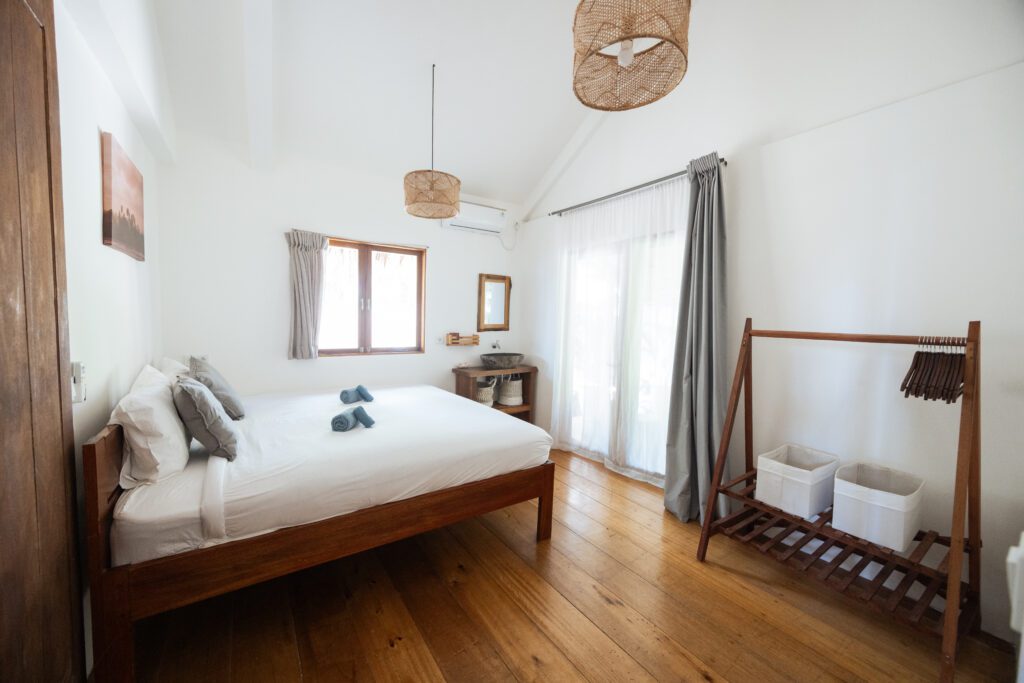 Jungle view room - The Point Surf House